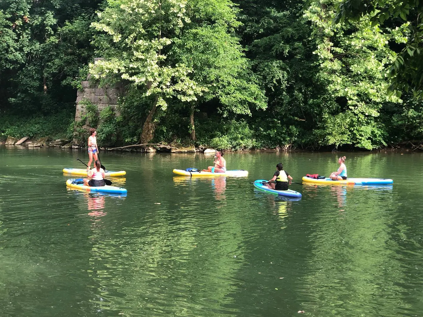 River Trips - Cave Country Canoes
